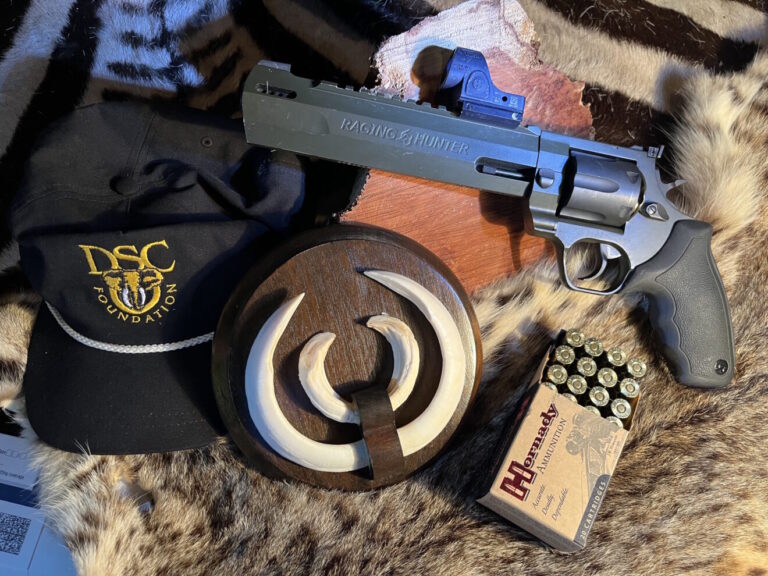 Double Barreled 12 Gauge Shotgun Pistol Review - THE DIABLO!!!