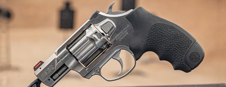 Amanda Lynn Mayhew: Breaking Barriers - International Sportsman